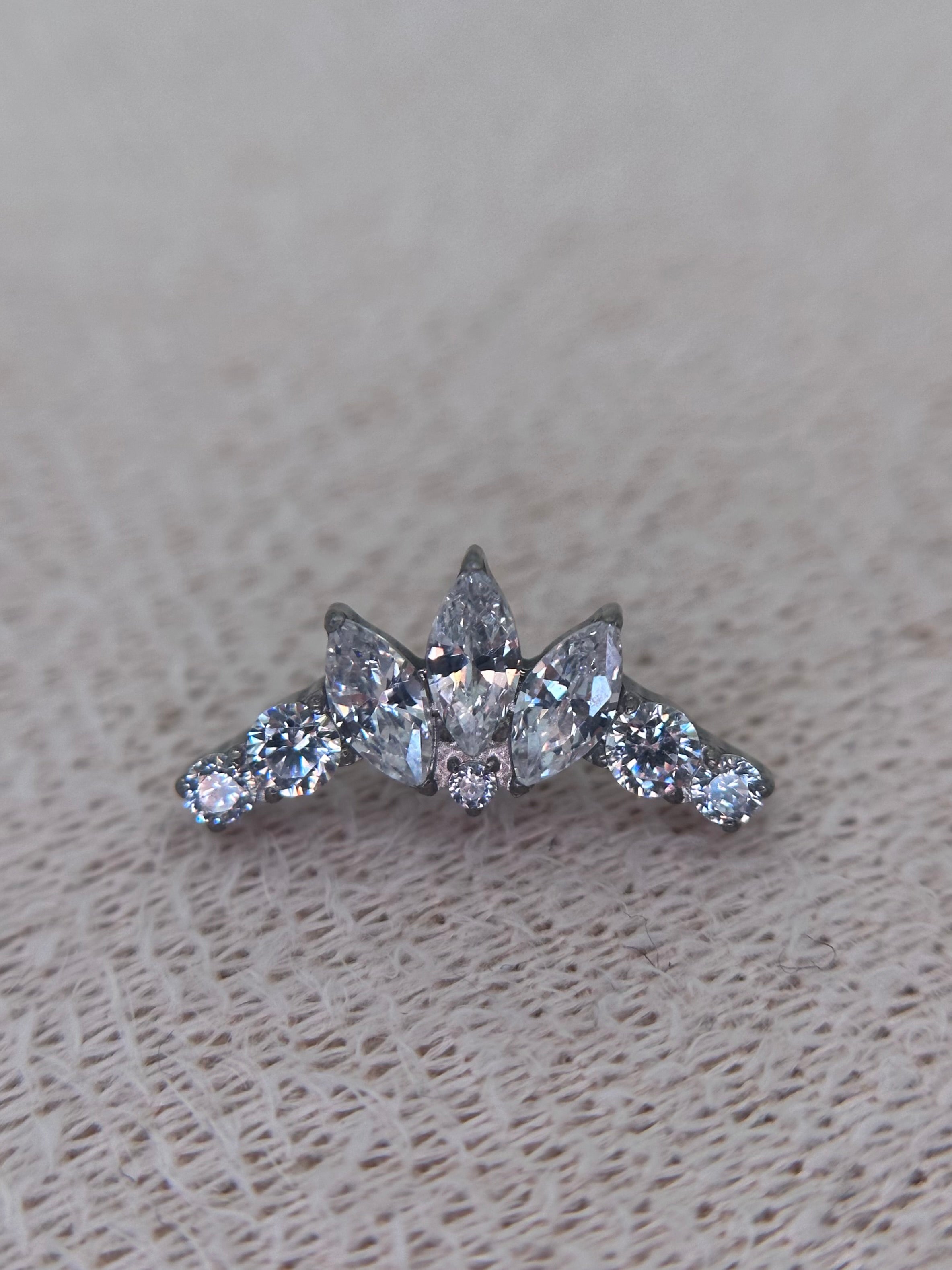 Mid Lotus Crown Big – The Piercing Spot